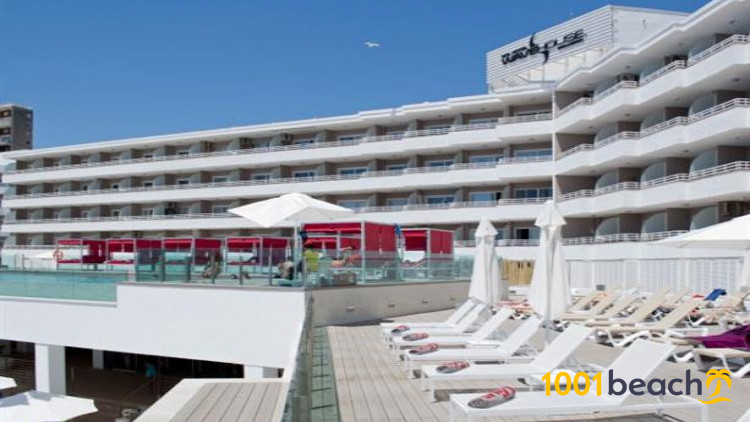 Лучшие отели Магалуфа